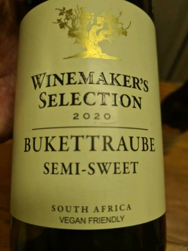 Darling Cellars Winemaker's Selection Bukettraube Semi-Sweet | Vivino US