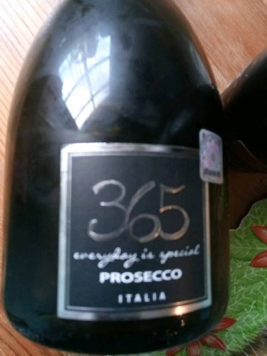 Caldirola 365 Everyday Is Special Prosecco | Vivino