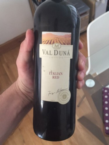 Val Duna Italian Red | Vivino US