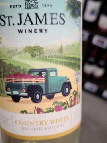 St. James Country Semi Sweet White | Vivino US