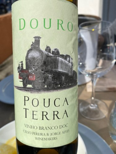 Pouca Terra Branco | Vivino 日本
