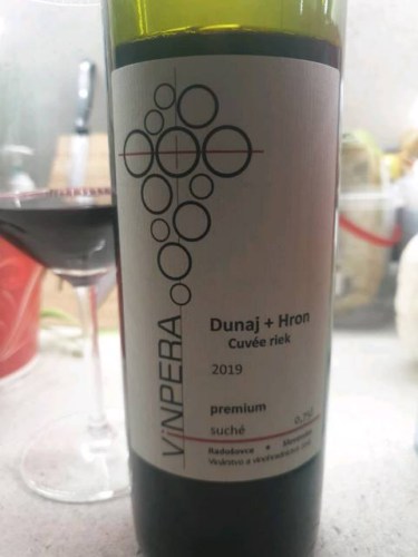 Vinárstvo Vinpera Cuvée Riek Premium Dunaj - Hron | Vivino 日本
