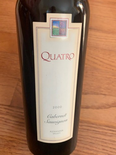 Quatro Cabernet Sauvignon | Vivino US