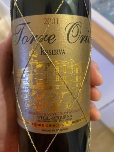 2019 Torre Oria Cabernet Sauvignon - Merlot Reserva | Vivino US
