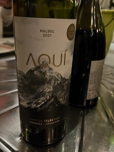 Aqui Special Selection Malbec | Vivino Canada