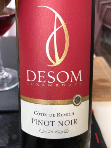 Desom Pinot Noir | Vivino Australia