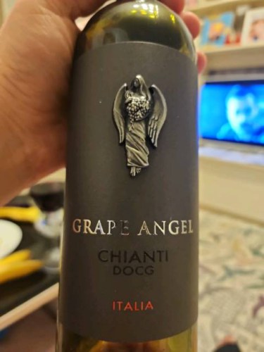 Imperial Vin Grape Angel Chianti | Vivino US