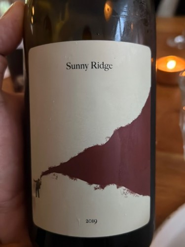 Jess Miller (Little Crow Wines) Sunny Ridge | Vivino US