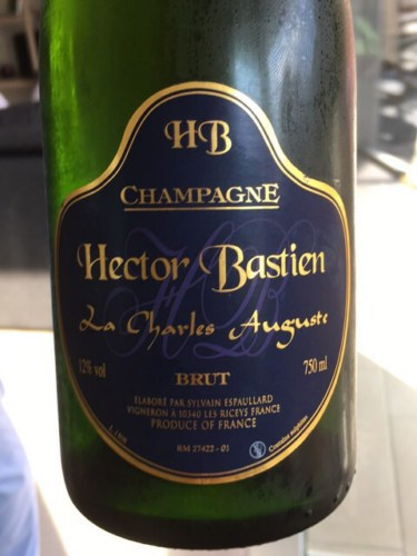 Hector Bastien la Charles Auguste Brut Champagne | Vivino Brasil