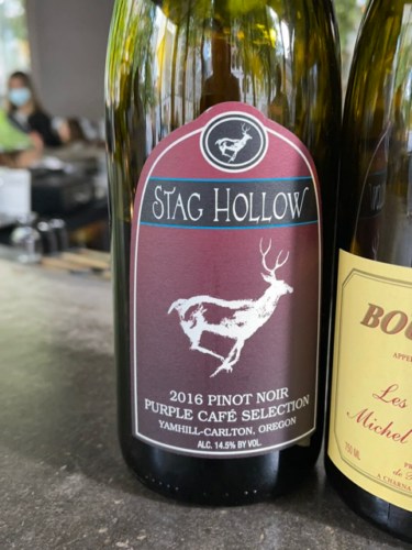 Stag Hollow Purole Cafe Selection Pinot Noir | Vivino Australia