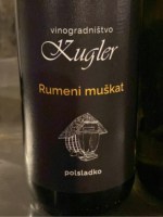 Vinogradništvo Kugler Rumeni Muškat Polsladko | Vivino US