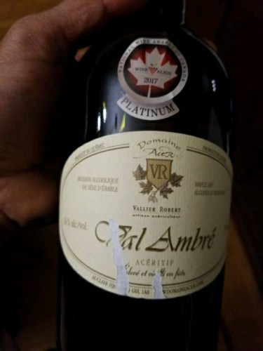 Vallier Robert Val Ambré | Vivino US