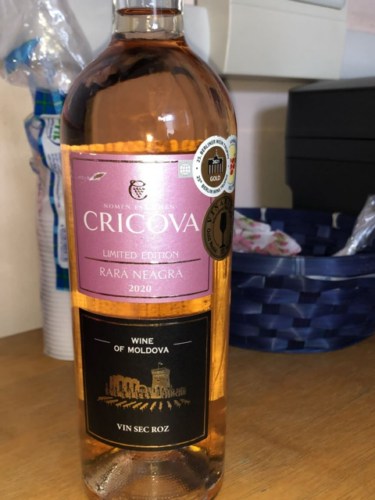 Cricova Limited Edition Rara Neagră Roz | Vivino Australia