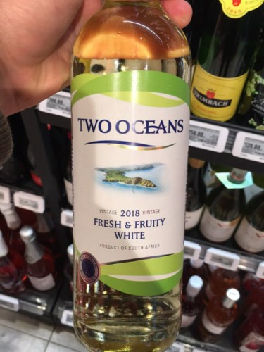 Two Oceans Fresh & Fruity White | Vivino US