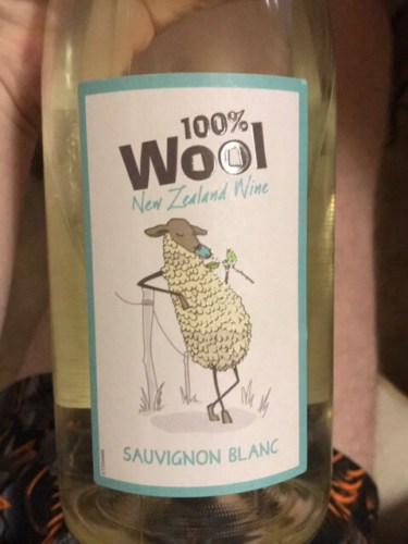 Wool Sauvignon Blanc | Vivino US