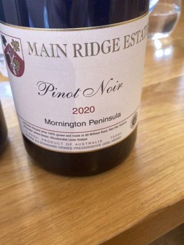 Main Ridge Estate Pinot Noir | Vivino US