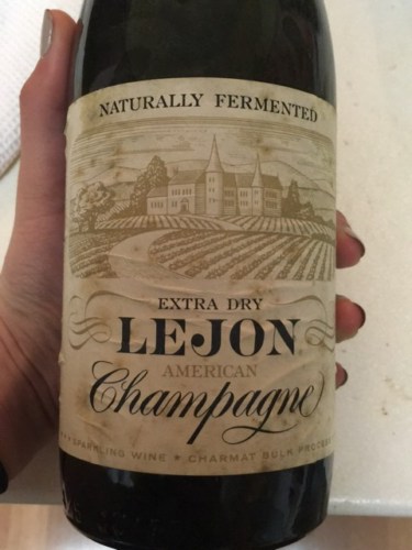 Lejon Extra Dry California Champagne | Vivino US