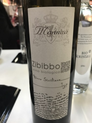 Mannira Zibibbo Terre Siciliane Biologico | Vivino Australia