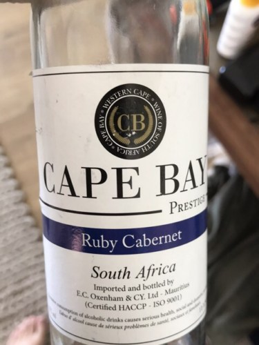 E. C. Oxenham & Cy Cape Bay Prestige Ruby Cabernet | Vivino Brasil