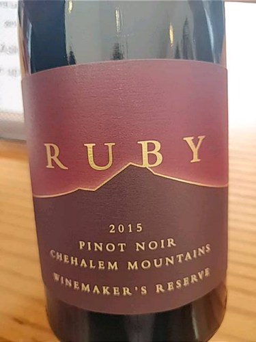 2021 Ruby Winemaker's Reserve Pinot Noir | Vivino US