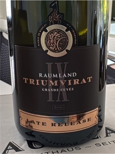 Raumland IX Triumvirat Grande Cuvée Brut Late Release | Vivino Deutsch