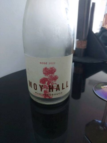 Moy Hall Rosé | Vivino US