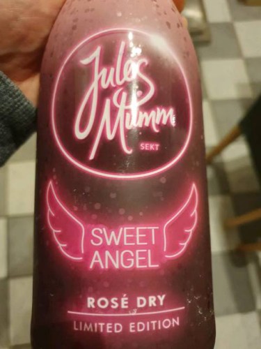 Jules Mumm Sweet Angel Limited Edition Rosé Dry | Vivino US