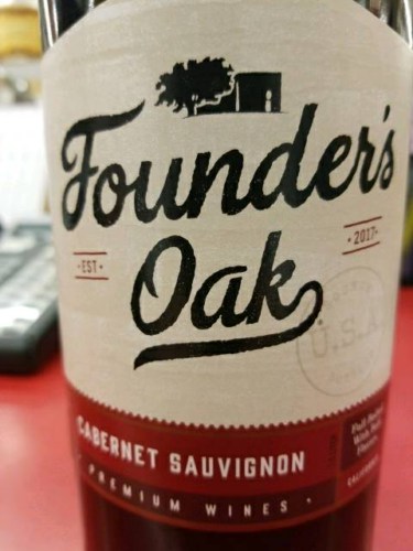 Founder's Oak Cabernet Sauvignon | Vivino US