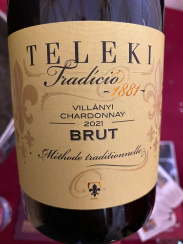 Csanyi Teleki Tradíció 1881 Chardonnay Brut | Vivino Italia Csanyi Teleki Tradíció 1881 Chardonnay Brut | Vivino Italia
