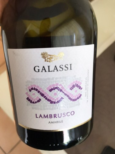 Vigneti Galassi Lambrusco Amabile | Vivino US