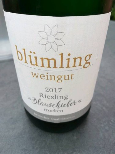 Blümling Blauschiefer Riesling Trocken | Vivino US