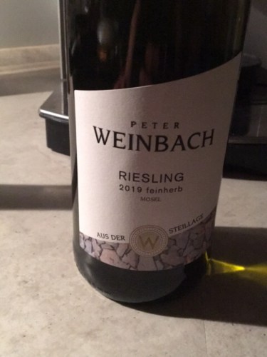 Peter Weinbach Riesling Feinherb | Vivino US
