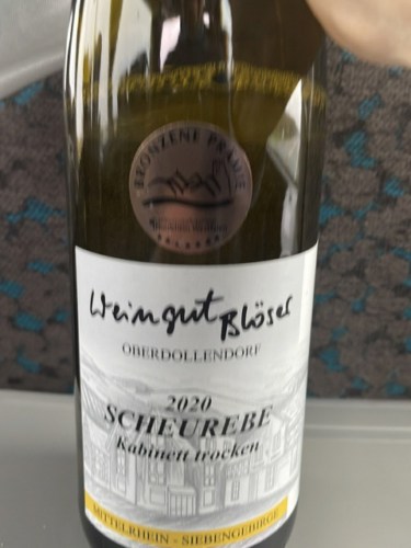 Weingut Blöser Oberdollendorfer Scheurebe Kabinett Trocken | Vivino US