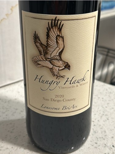 Hungry Hawk Vineyards Lonesome BriArs | Vivino US