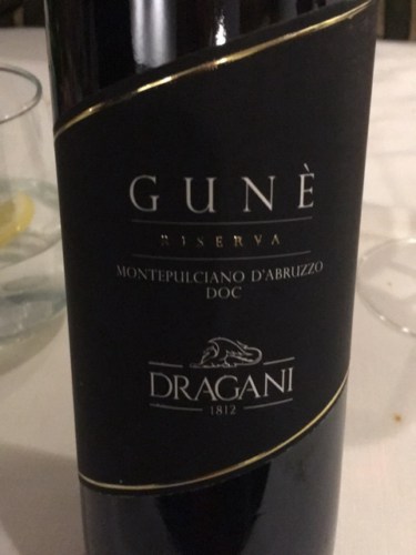 Dragani Gunè Montepulciano d'Abruzzo Riserva | Vivino US
