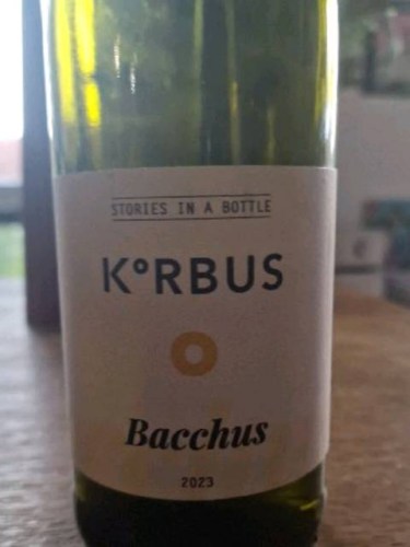 Korbus Bacchus Feinherb | Vivino US