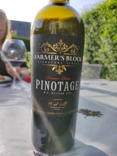 Farmer's Block Premium Release Pinotage | Vivino Brasil