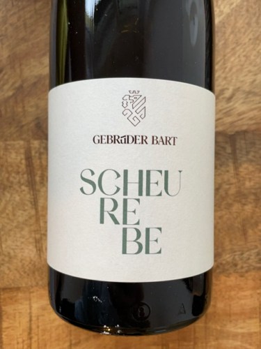 Weingut Gebrüder Bart Scheurebe | Vivino US