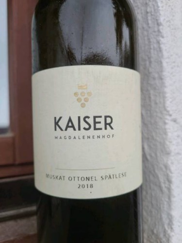 Kaiser Magdalenenhof Muskat Ottonel Spätlese | Vivino US