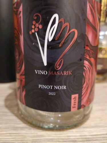 Vino Masarik Fresh Pinot Noir Rosé | Vivino US