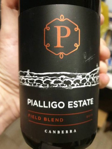 Pialligo Estate Field Blend | Vivino US