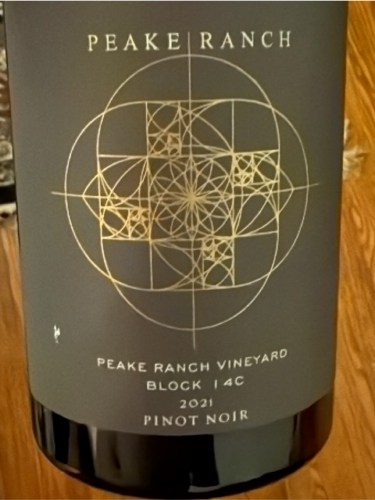 Peake Ranch Peake Ranch Vineyard Block 14C Pinot Noir | Vivino Sverige