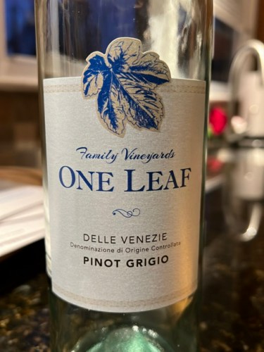 One Leaf Pinot Grigio | Vivino US