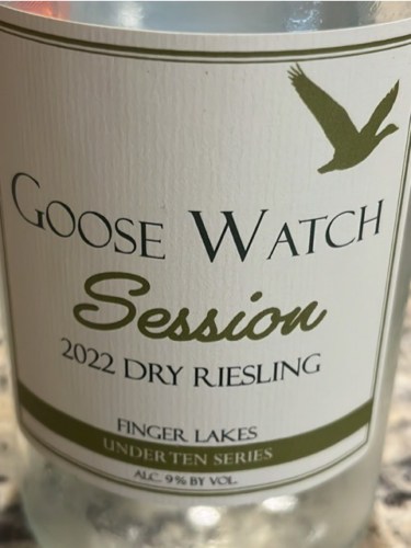 Goose Watch Session Under Ten Series Dry Riesling | Vivino US