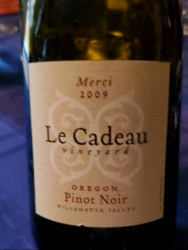 Le Cadeau Vineyard Merci Pinot Noir | Vivino US