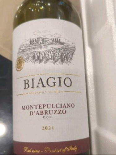 Biagio Montepulciano d'Abruzzo | Vivino English