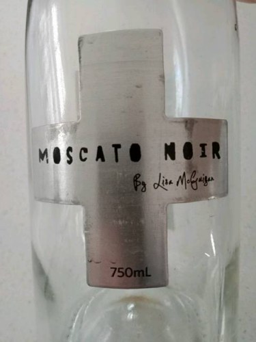 Lisa Mcguigan Moscato Noir | Vivino Brasil