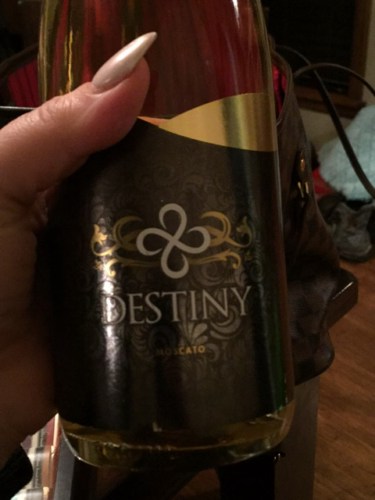 Destiny Pink Moscato | Vivino US