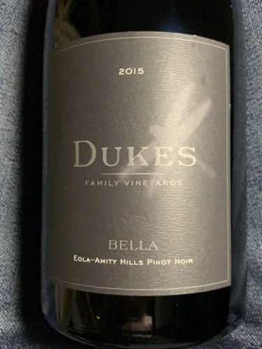 Dukes Family Vineyards Bella Pinot Noir | Vivino English