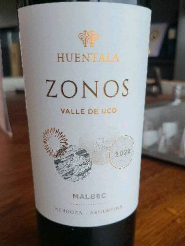 Huentala Zonos Malbec | Vivino US